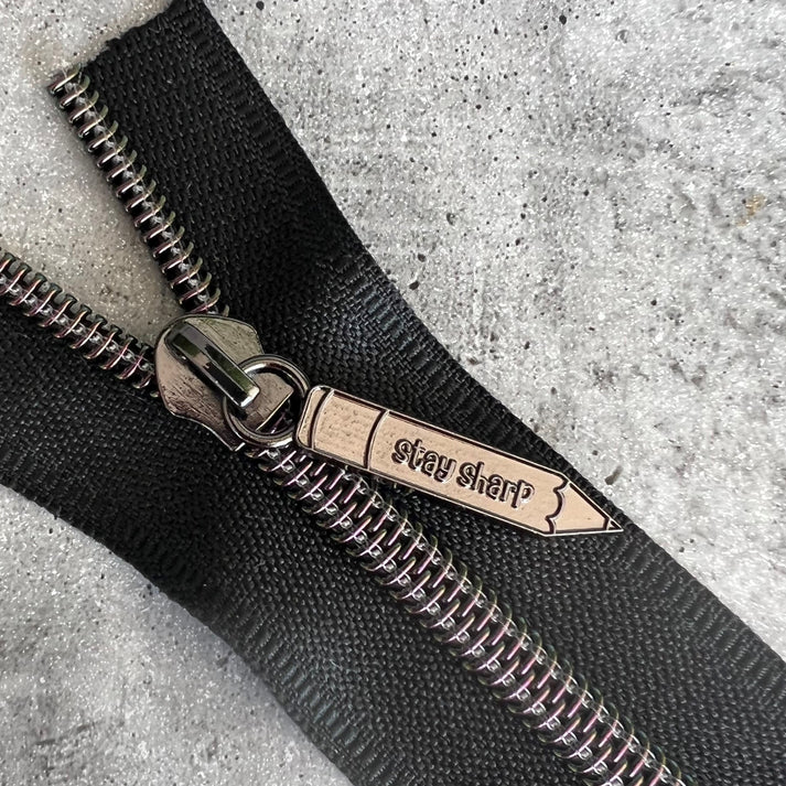 #5 Stay Sharp Pencil zipper pull – Australian Bag Making Supplies